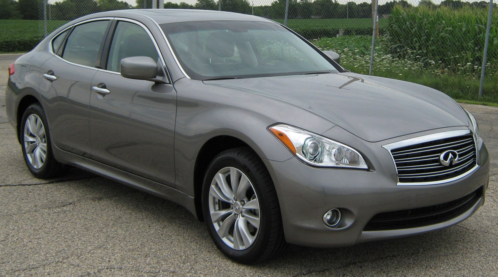 Infiniti M IV (Y51) M56 V8 (420 Hp) AWD Automatic